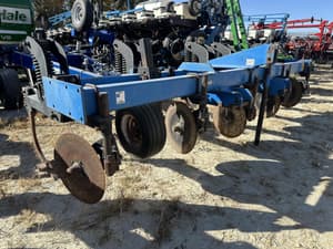 SOLD - DMI 500 Stock No. 238456153 Tillage with 5 Shanks | Tractor Zoom