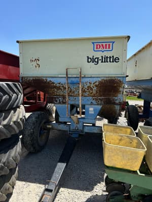 SOLD - DMI D400 Lot No. 63458 Harvesting | Tractor Zoom