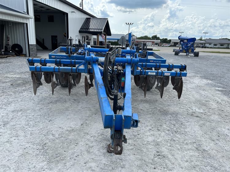 DMI Ecolo-Tiger 527B Tillage Disk Rippers for Sale | Tractor Zoom