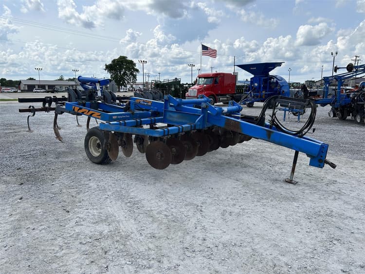 DMI Ecolo-Tiger 527B Tillage Disk Rippers for Sale | Tractor Zoom
