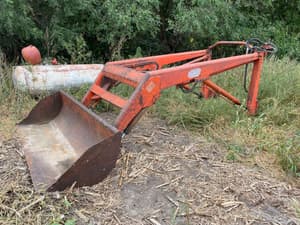 SOLD - Dual 325 loader w/ 7ft bucket Other Equipment | Tractor Zoom