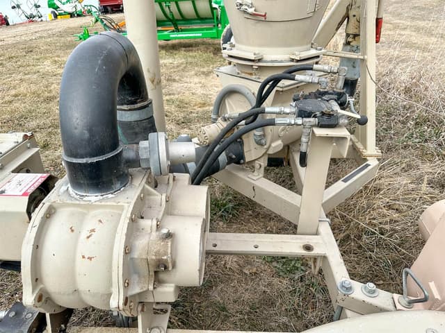 Dunbar Kapple 1550 Stock No. undefined Harvesting For Sale | Tractor Zoom