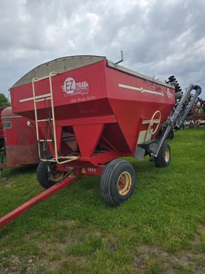 SOLD - EZ-Flow 3400 Lot No. 63352 Harvesting | Tractor Zoom