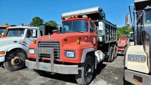 SOLD - 1997 Mack RD690S Lot No. 815 Other Equipment with 307,826 mi ...