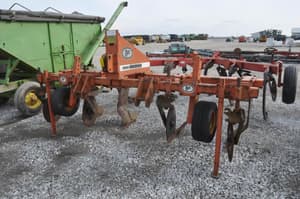 SOLD - Tye Paratill Tillage with 4 Shanks | Tractor Zoom