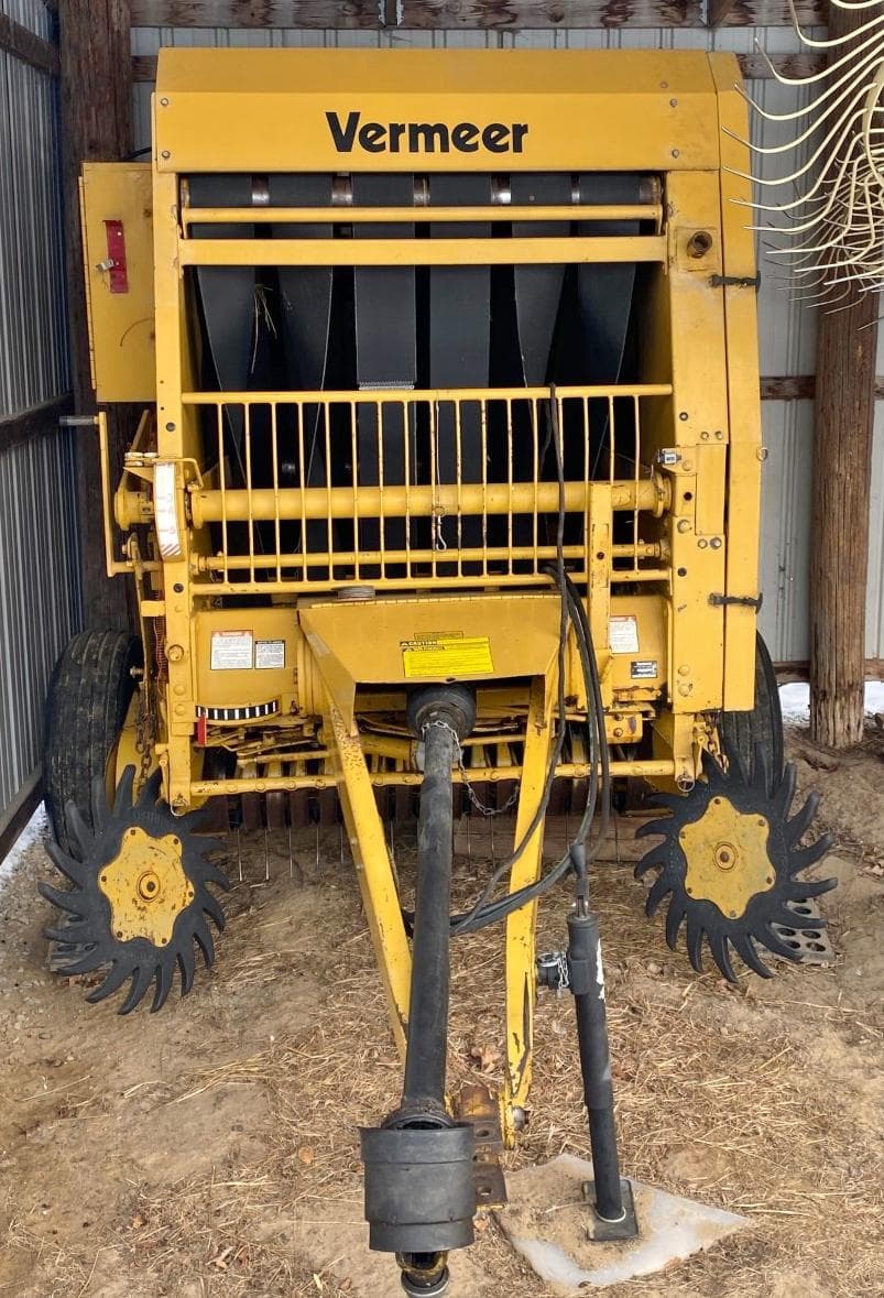 Vermeer 504I Silage Hay and Forage Balers - Round for Sale | Tractor Zoom