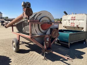 SOLD - Hi-Cap 548 Lot No. 150 Harvesting | Tractor Zoom