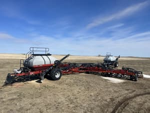 SOLD - 2011 Case IH ATX 700 air drill, 70’ w/ Case IH 3430 cart ...