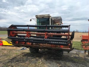 SOLD - Gleaner M combine w/15ft grain head- No battery, ran beans fall ...