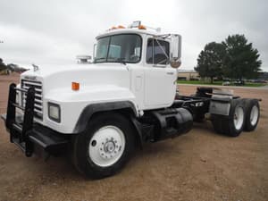 SOLD - 2001 Mack RD Lot No. 465A Other Equipment with --- mi | Tractor Zoom