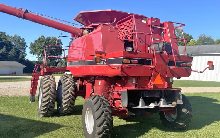 2003 Case IH 2366 Combines Class 5 for Sale | Tractor Zoom