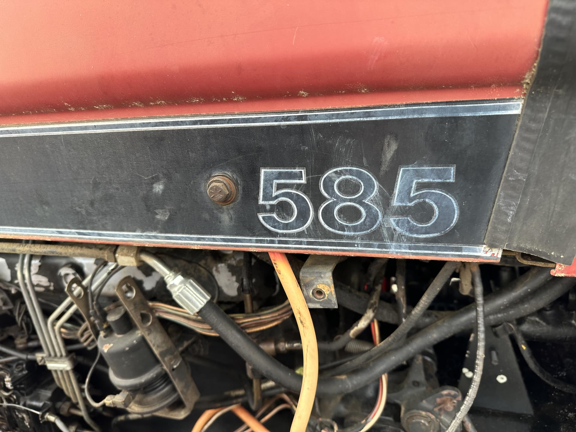 Case IH 585 Tractors 40 to 99 HP for Sale | Tractor Zoom