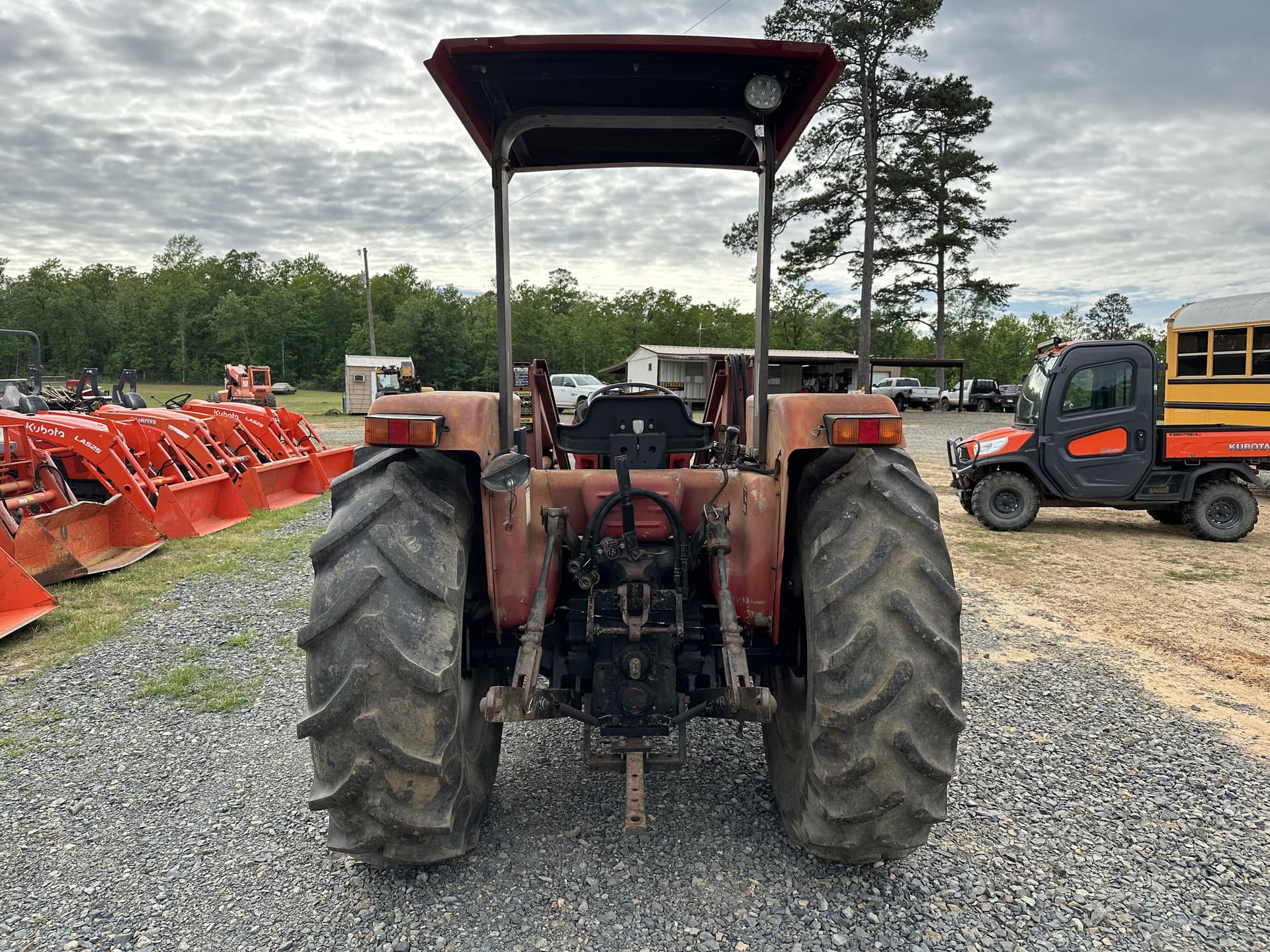 Case IH 585 Tractors 40 to 99 HP for Sale | Tractor Zoom