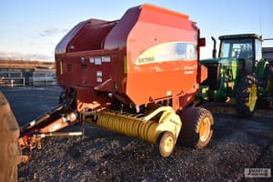 SOLD - 2010 New Holland BR7060 Lot No. 4038 Hay and Forage with 5,460 ...
