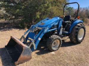 SOLD - New Holland TC35 Lot No. 2187 Tractors with 1,219 Hrs | Tractor Zoom