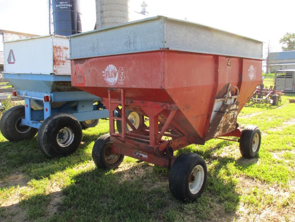Flow-EZ 300 Harvesting Gravity Wagons for Sale | Tractor Zoom