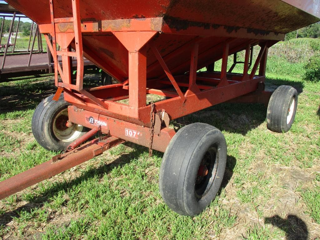 Flow-EZ 300 Harvesting Gravity Wagons for Sale | Tractor Zoom