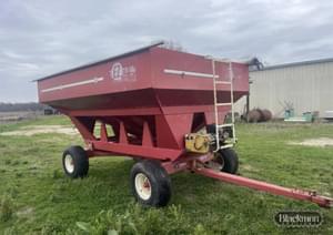 E-Z Trail 3400 Lot No. 1004 Harvesting For Sale | Tractor Zoom