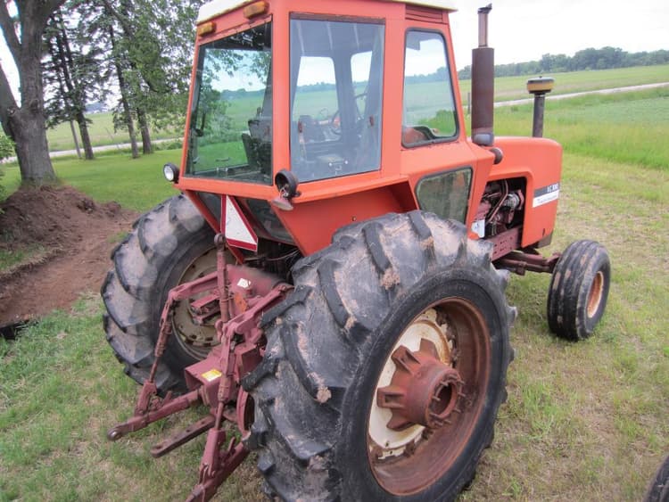 Allis Chalmers 7040 Tractors 100 to 174 HP for Sale | Tractor Zoom