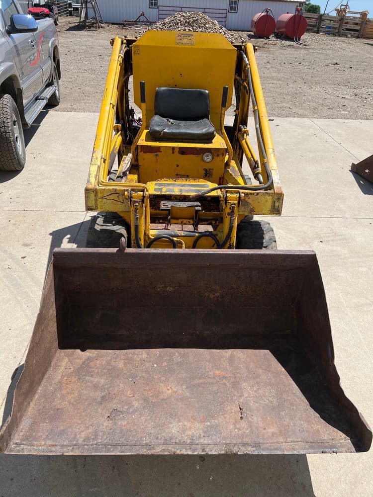 Rounder L700 Construction Skid Steers for Sale | Tractor Zoom