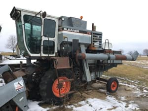 SOLD - 1978 AC Gleaner F2 Combine, corn soybean special, hydro-traction ...