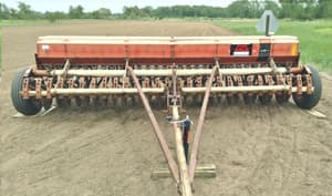 SOLD - Melroe 244 Lot No. 237629 Planting with 14 ft | Tractor Zoom