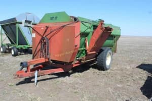 SOLD - Farm Aid Mixer Wagon Model 430 Hay and Forage | Tractor Zoom