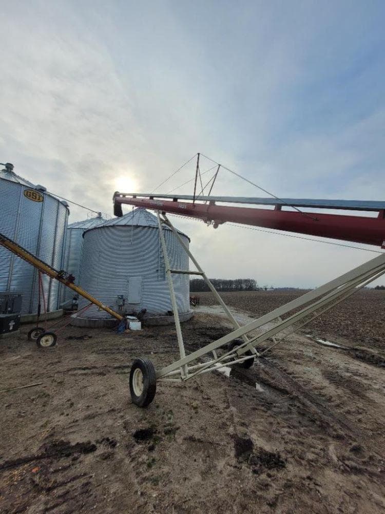 Farm King 1455 Harvesting Grain Augers/Conveyors for Sale | Tractor Zoom