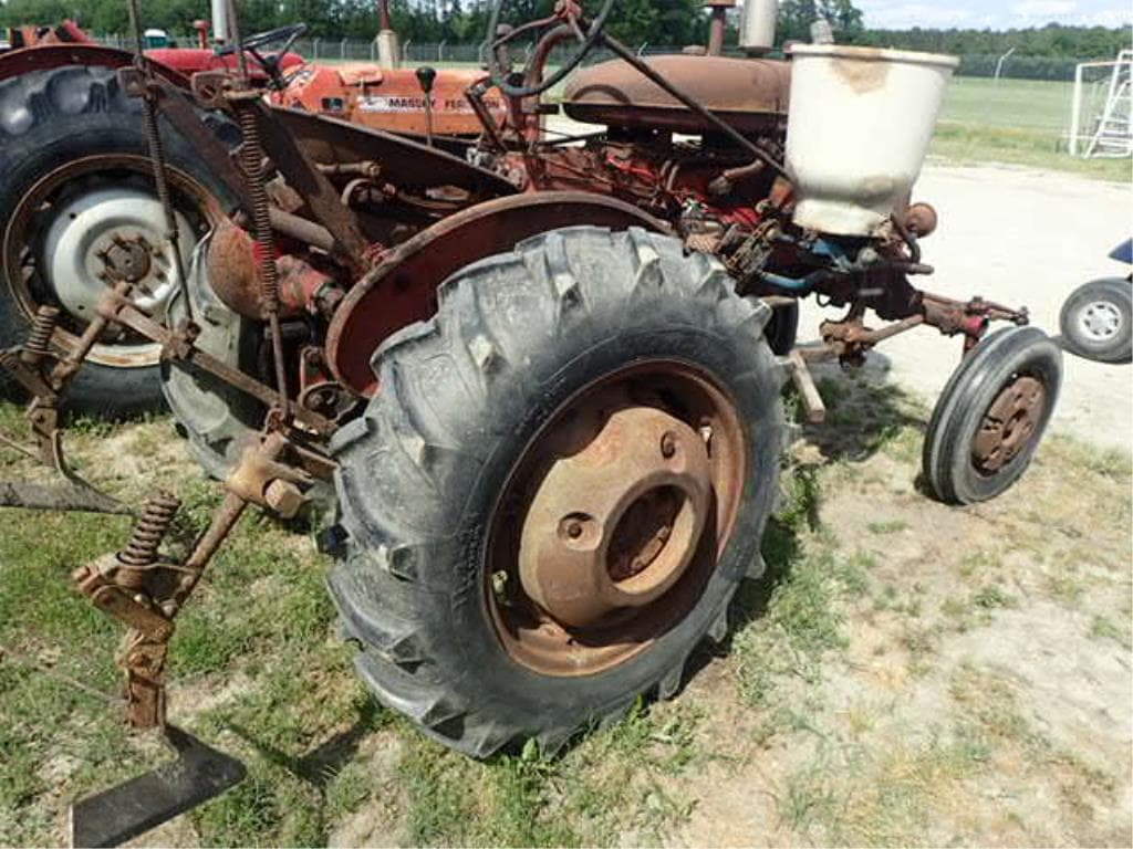Farmall 100 Tractors Less than 40 HP for Sale | Tractor Zoom
