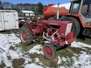 SOLD - Farmall 140 Gas Tractor Tractors with 23 HP | Tractor Zoom