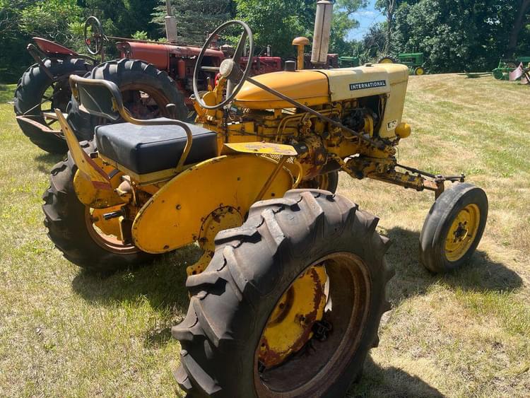 Farmall 140 Tractors Less than 40 HP for Sale | Tractor Zoom