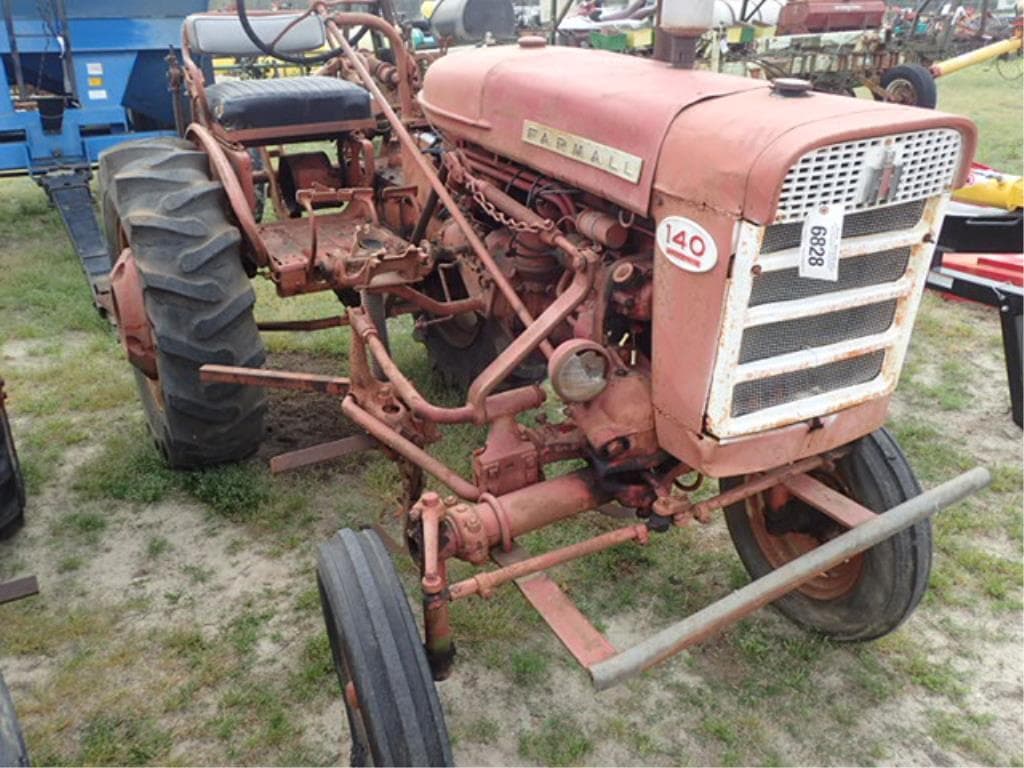 Farmall 140 Tractors Less than 40 HP for Sale | Tractor Zoom