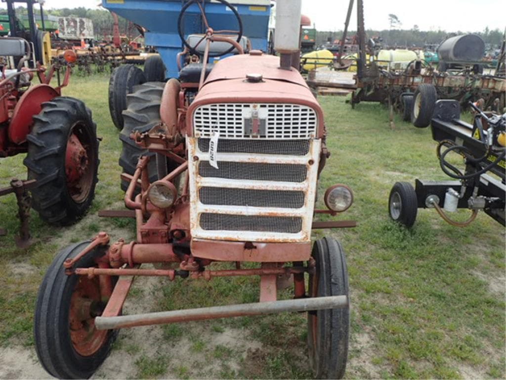 Farmall 140 Tractors Less than 40 HP for Sale | Tractor Zoom