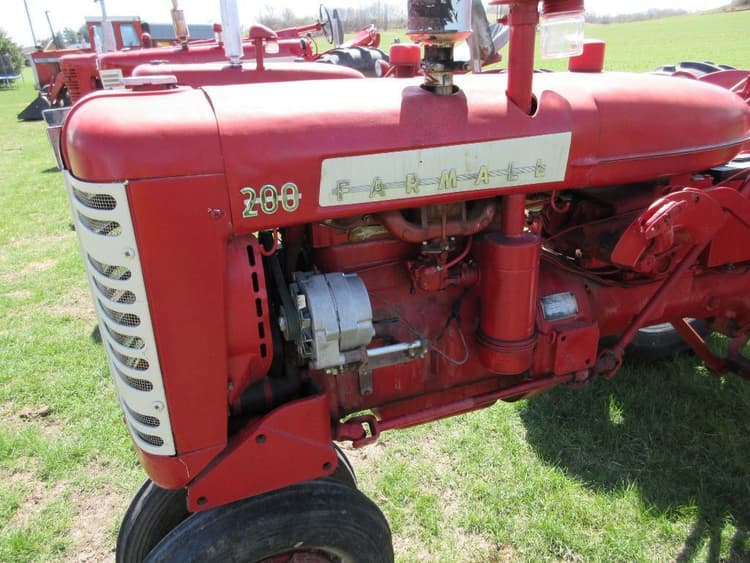 Farmall 200 Tractors Less than 40 HP for Sale | Tractor Zoom