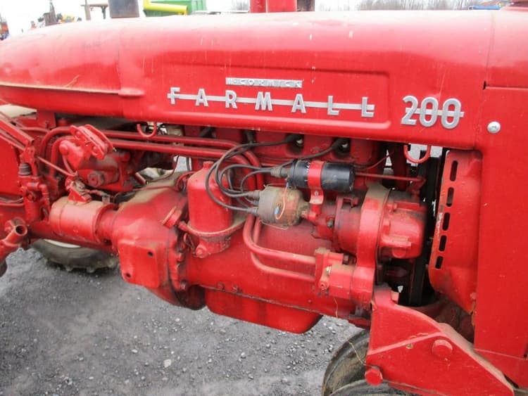 Farmall 200 Tractors Less than 40 HP for Sale | Tractor Zoom