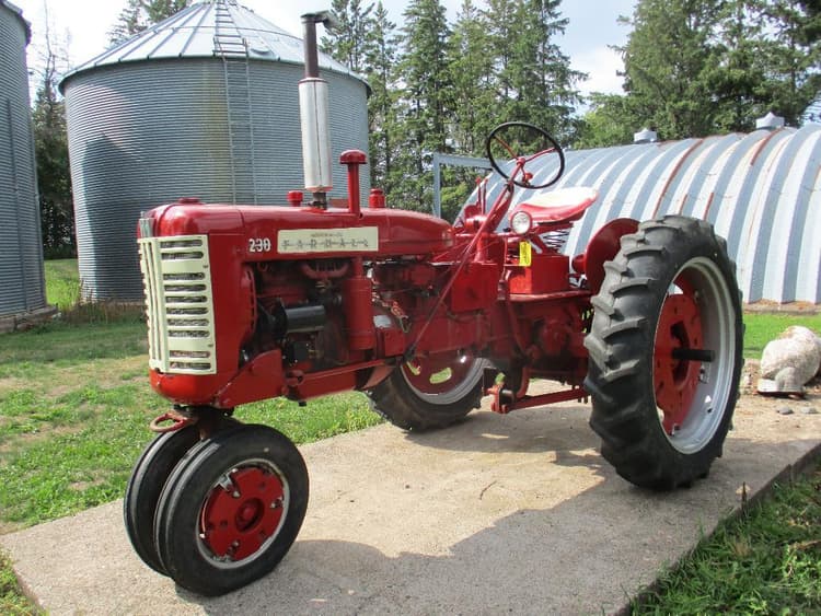 SOLD - Farmall 230 Tractors Less than 40 HP | Tractor Zoom