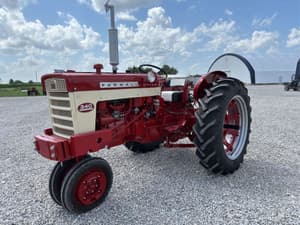 SOLD - Farmall 340 Lot No. 6914217 Tractors with 47 HP | Tractor Zoom