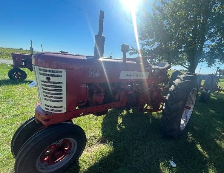 SOLD - Farmall 350 Tractors 40 to 99 HP | Tractor Zoom