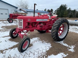 SOLD - Farmall 350 Lot No. 7224 Tractors with 2,910 Hrs | Tractor Zoom
