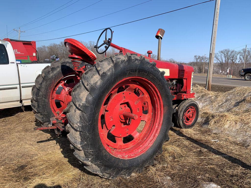 Farmall 350 Tractors 40 to 99 HP for Sale | Tractor Zoom