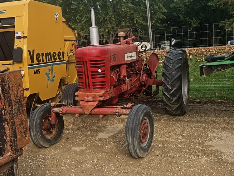 Farmall 400 Tractors 40 to 99 HP for Sale | Tractor Zoom