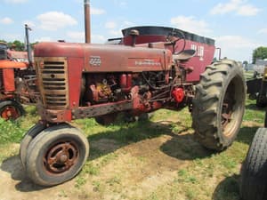 SOLD - Farmall 450 Lot No. 9521 Tractors with 47 HP | Tractor Zoom