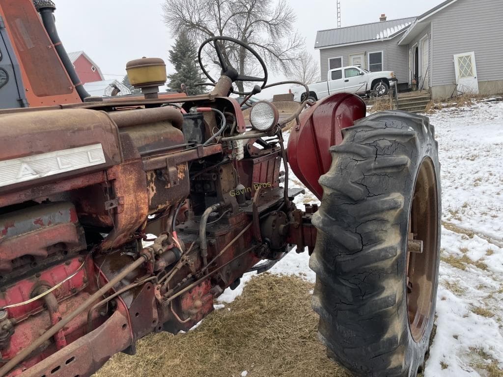 Farmall 460 Tractors 40 to 99 HP for Sale | Tractor Zoom