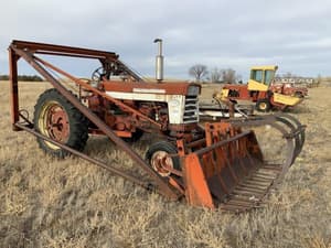 SOLD - Farmall 460 Gas Tractor w/ F-10 Loader Tractors with 61 HP ...