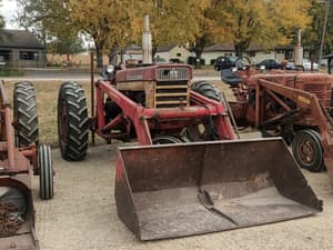 SOLD - Farmall 460 Lot No. 38 Tractors with 45 HP | Tractor Zoom