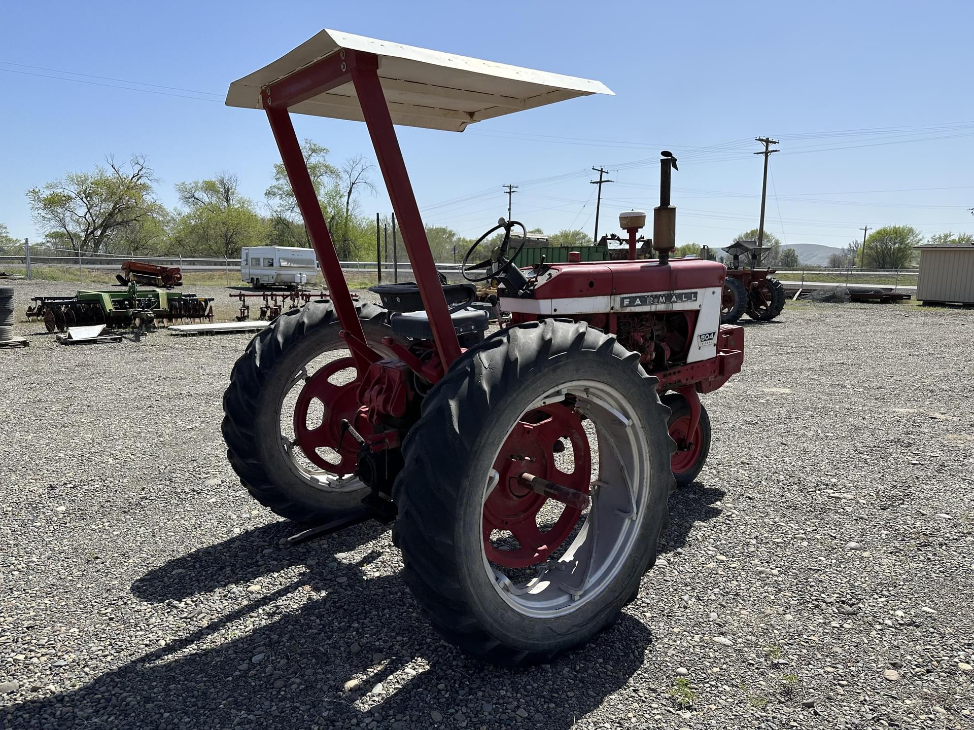 Farmall 504 Tractors 40 to 99 HP for Sale | Tractor Zoom