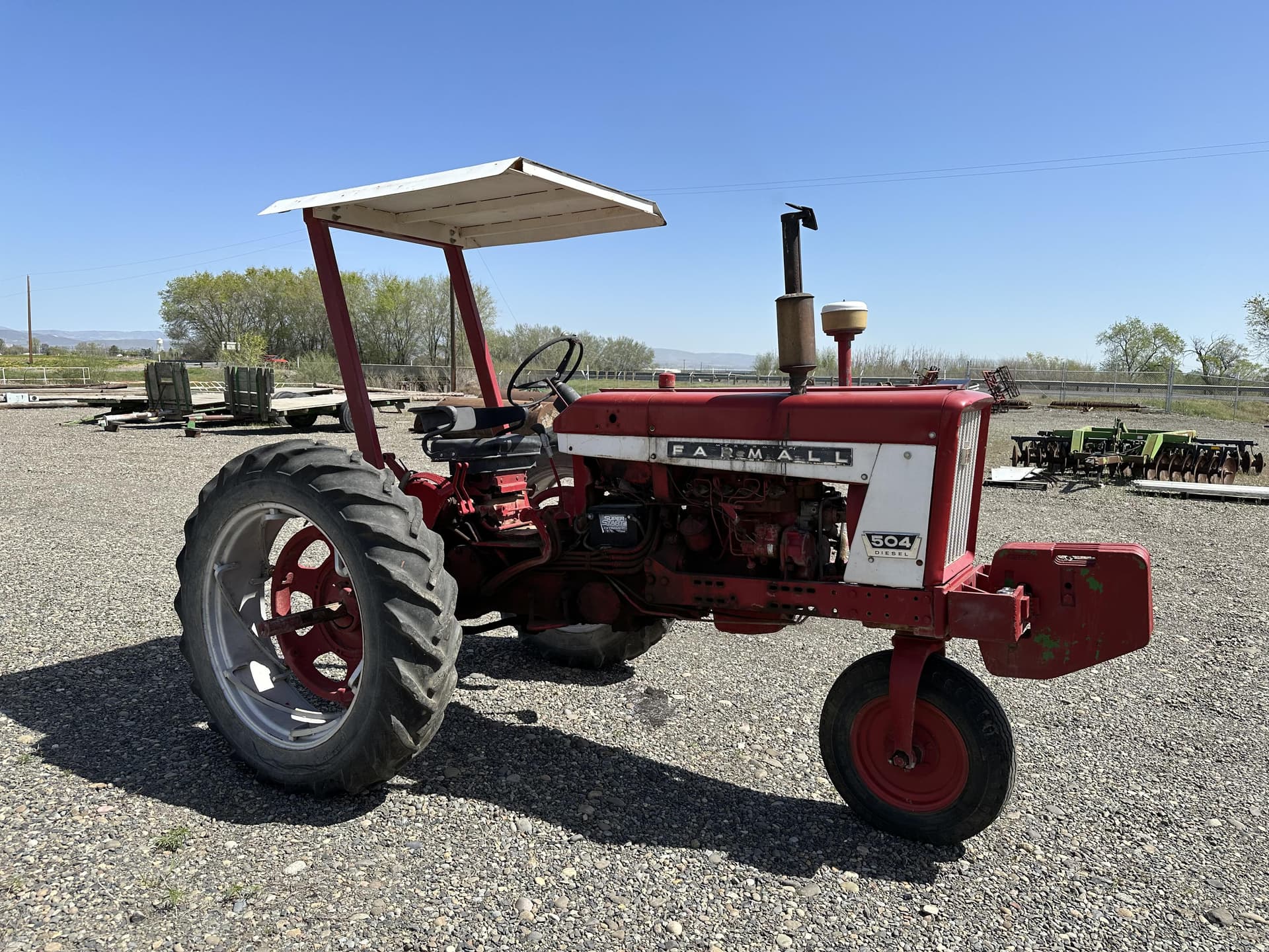 Farmall 504 Tractors 40 to 99 HP for Sale | Tractor Zoom
