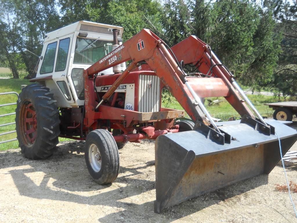 SOLD - Farmall 656 Tractors with 70 HP | Tractor Zoom