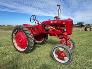 SOLD - Farmall AV Lot No. 6244281 Tractors with 13 HP | Tractor Zoom