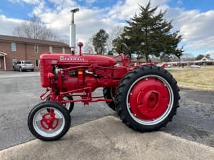 SOLD - Farmall AV Lot No. 6261875 Tractors with 13 HP | Tractor Zoom